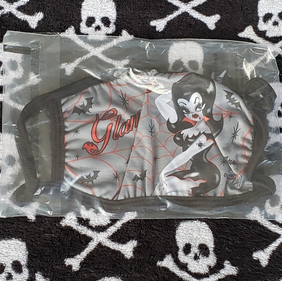 Kreepsville 666 | Accessories | Glampire Face Mask Kreepsville 666 Miss ...